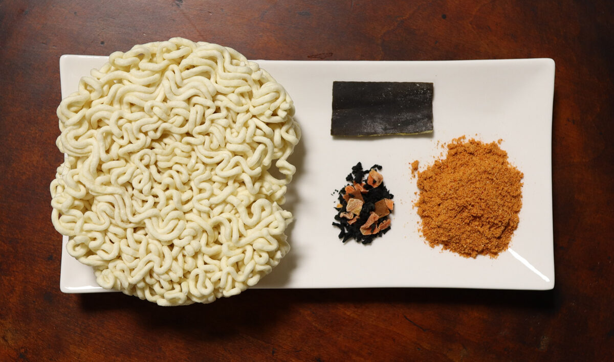 Лапша быстрого приготовления с морепродуктами Neoguri Ramyun 120г ...
